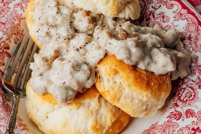 Creamy Vegan Sausage Gravy (For Biscuits and Gravy!) | Live Eat Learn